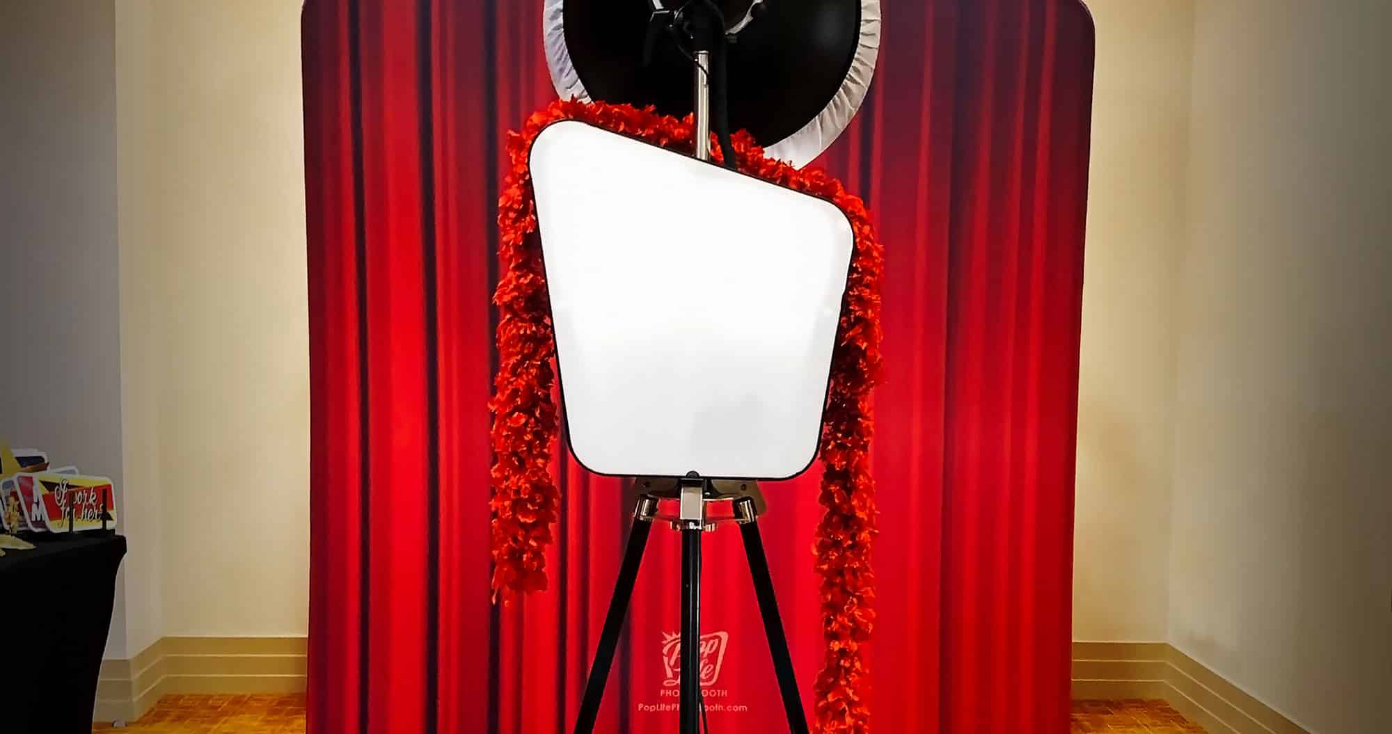 Studio Retro Booth | Pop Life Photo Booth Company